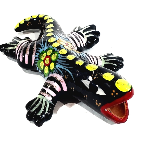 Accents | Ceramic Terracotta Hand Painted Lizard Salamander Mexican ...